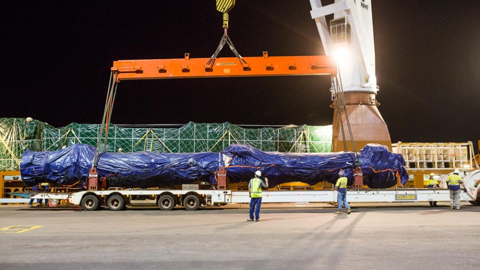 Direct Shipment vs Transhipment: Which Shipping Method Should I Use? | International Cargo Express